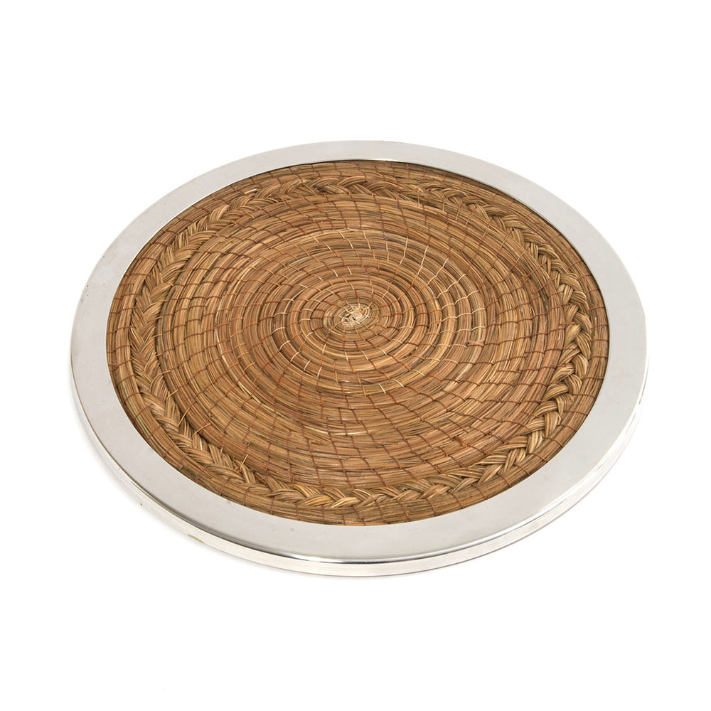 Braided Pine Needle Charger